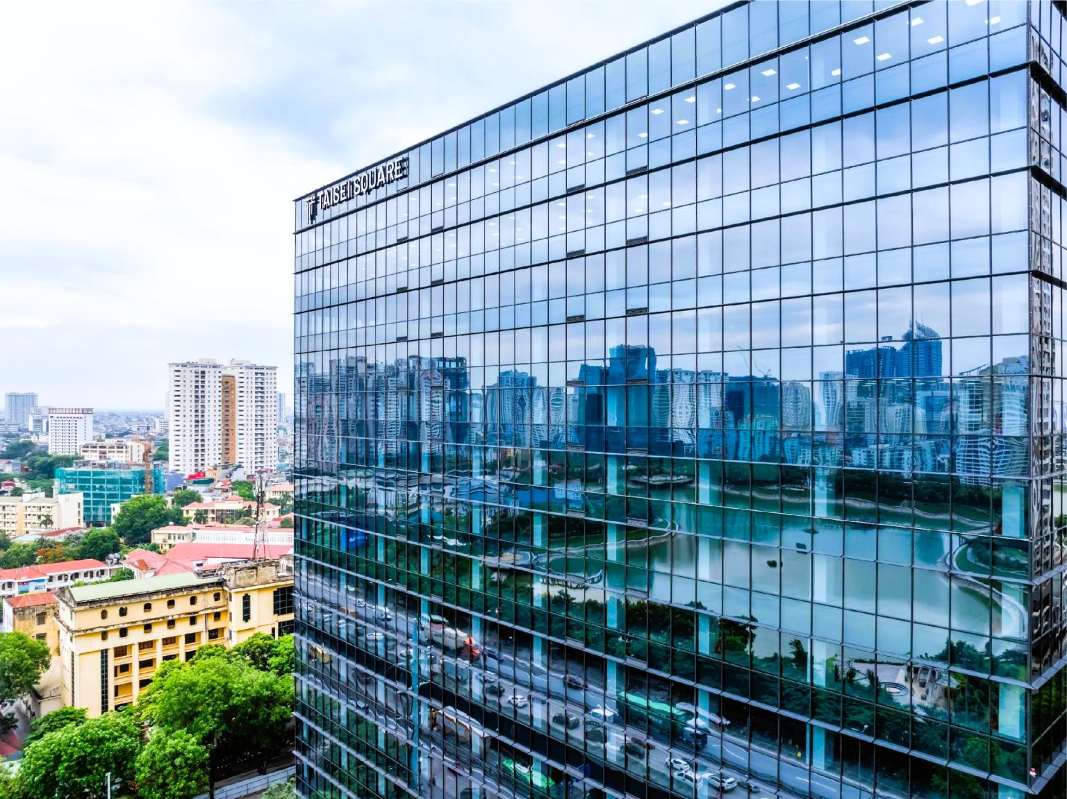 ハノイメトロ開業2周年ぶら～り2A号 線の 旅 - Walking Vietnam - ウォーキングベトナム